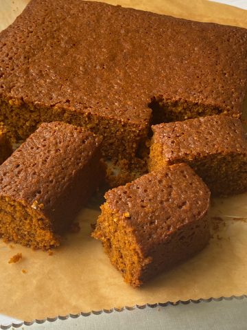 Traditional Yorkshire Parkin - Tasty Bakes Kitchen