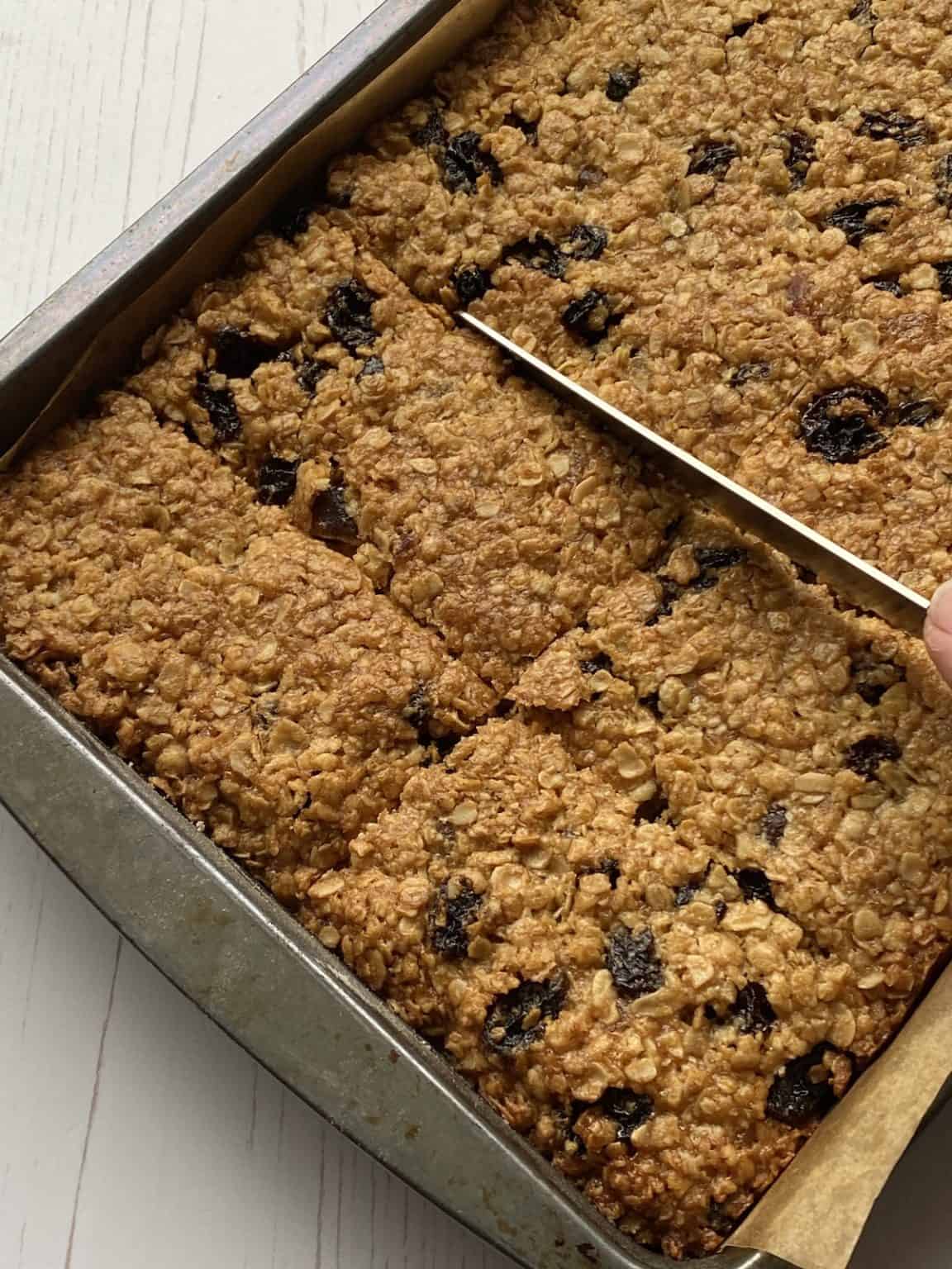 Easy Fruit Flapjack Recipe - Tasty Bakes Kitchen