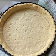 How To Line A Tart Tin With Pastry - Tasty Bakes Kitchen
