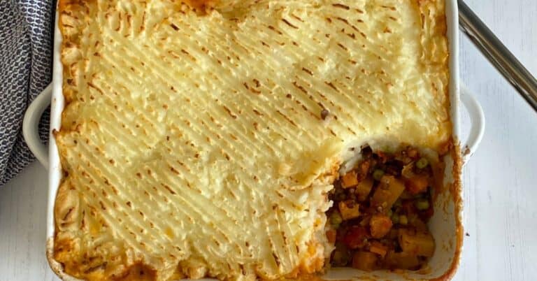 Vegetable and Lentil Cottage Pie - Tasty Bakes Kitchen